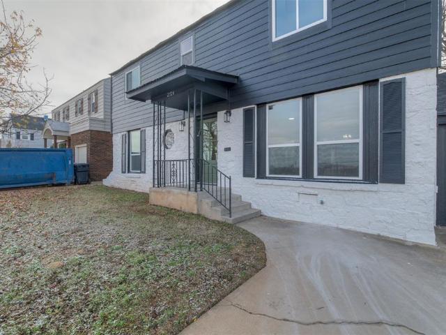 2724 NW 27th Street