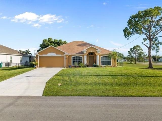 2724 NW 21st Ter, Cape Coral, FL 33993