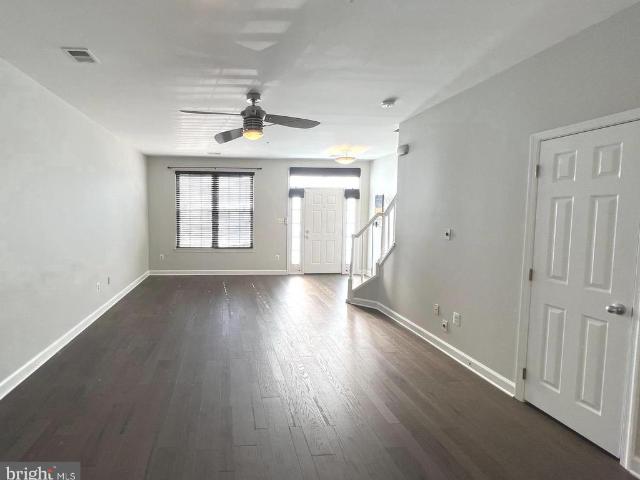 2724 Oak Leaf Court # C