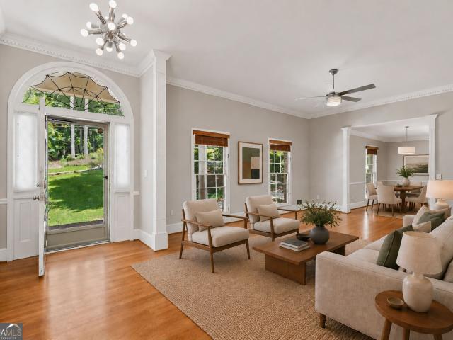 2724 Cravey Drive