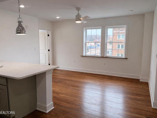 2724 E Magnolia Ave 302