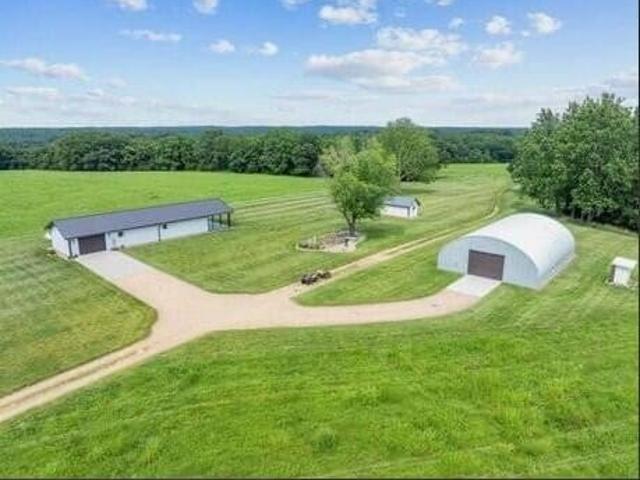 27255 Farm Road 2090, Cape Fair, MO 65624