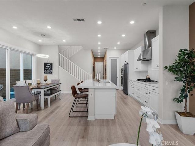 27258 Narrowleaf Willow Ln, Valencia, CA 91381