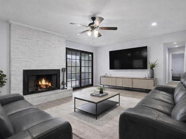 2725 Mark Drive