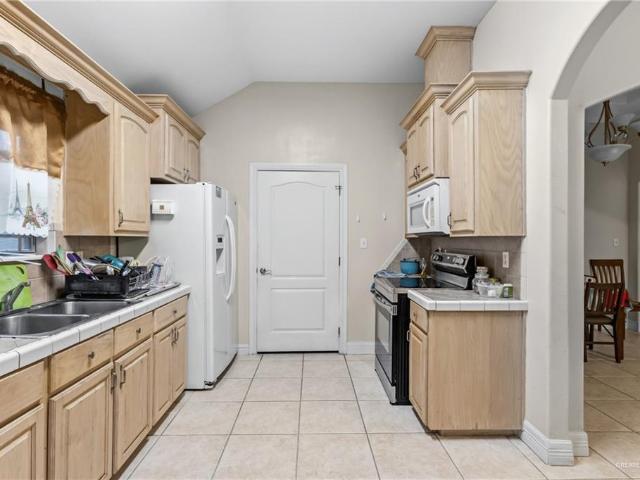 2725 N 45th Street