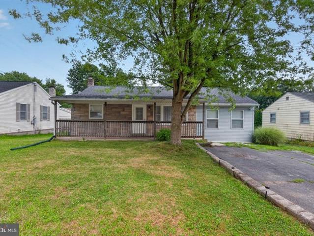 2725 Oakland Rd, Dover, PA 17315
