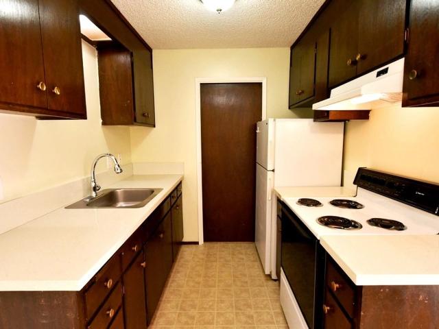 2725 Haste St. 2 Bedroom Apartment for Rent at 2725 Haste St, Berkeley, CA 94704 Southside