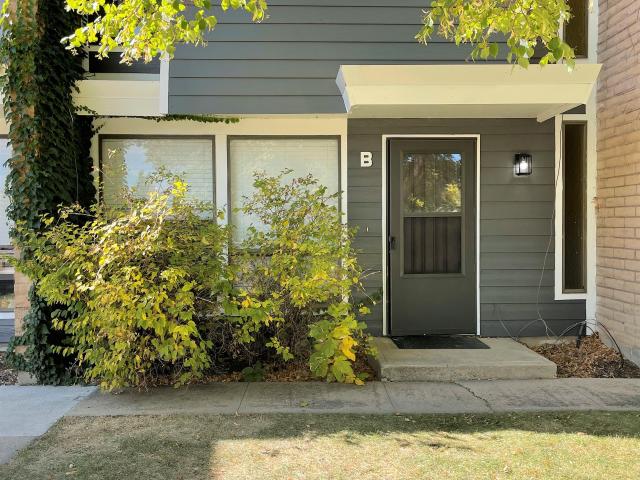 2725 Harvard StreetB, 2 beds, 1 full and 1 half bath