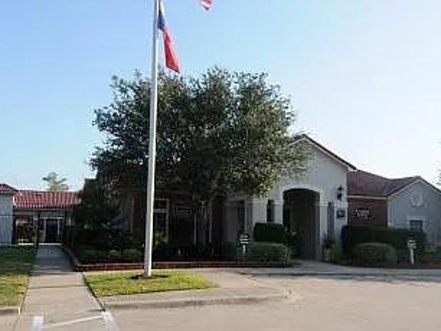 2725 Reed Rd, Houston, TX 77051