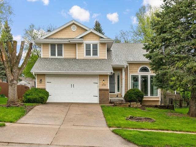 2725 Walnut St, West Des Moines, IA 50265
