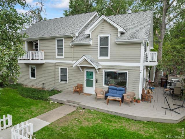 2725 8th Street