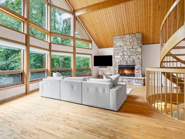 27261 W Lakeview, Lake Barrington, US, IL