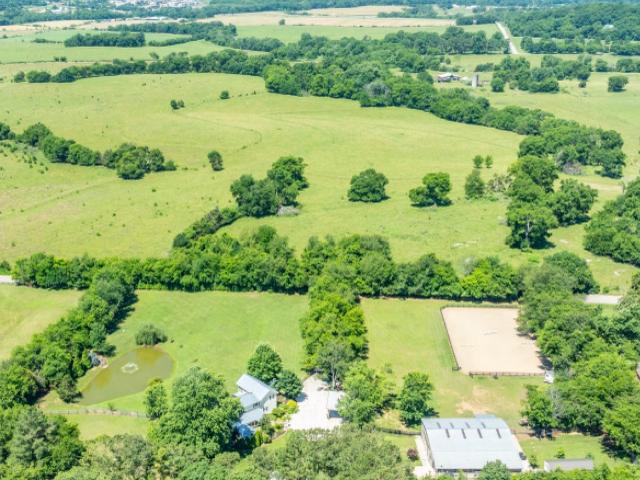 2726 McLemore Rd