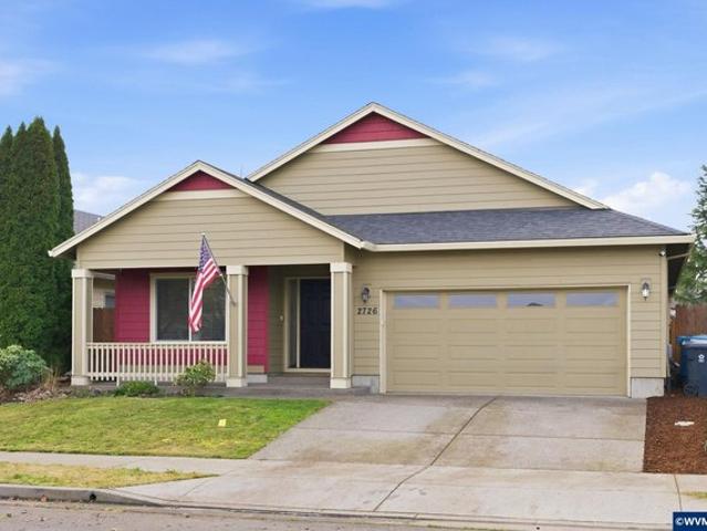 2726 Nina Pl, Hubbard, OR 97032