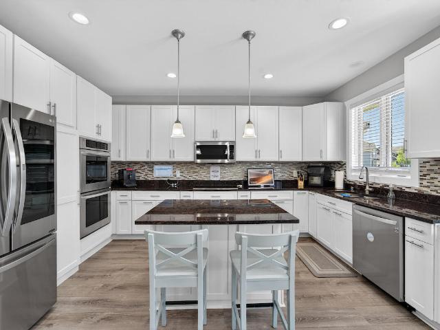 2726 Avalon Ct