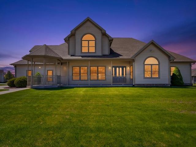 2726 Avalon Ct, Mount Pleasant, WI 53406