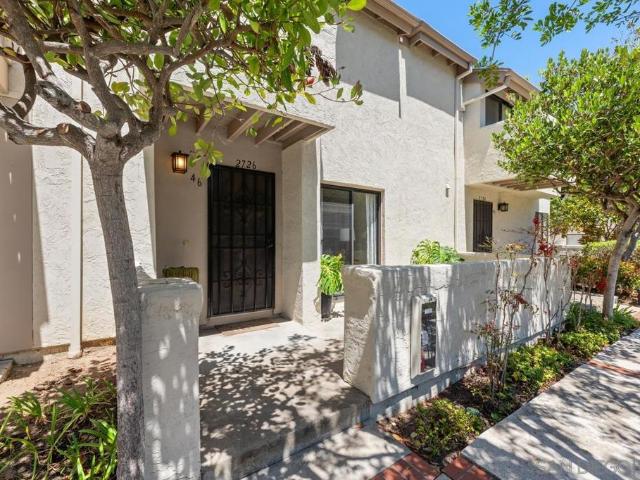 2726 Ariane Dr 46