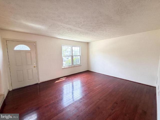 2726 Crestwick Place