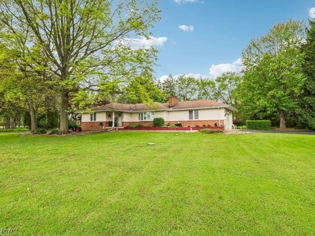 2726 Stillwagon Rd, Niles, OH 44446