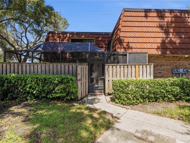2726 14th Ct, Palm Harbor, FL 34684
