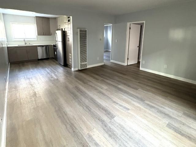2727 Abbot Kinney Apartments, Venice CA