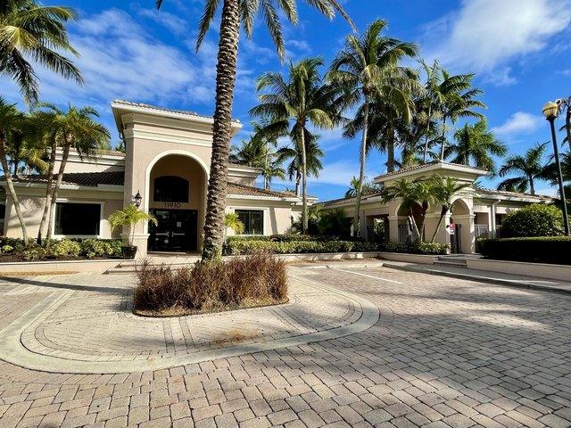 2727 Anzio Ct Apt 108, Palm Beach Gardens, FL 33410
