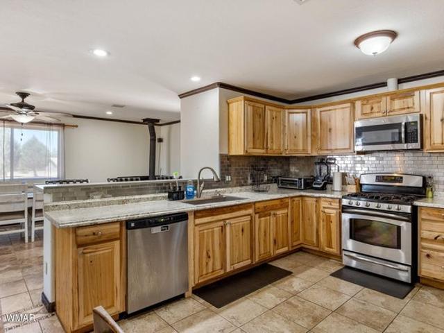 2727 Pine Meadow Dr, Overgaard, AZ 85933