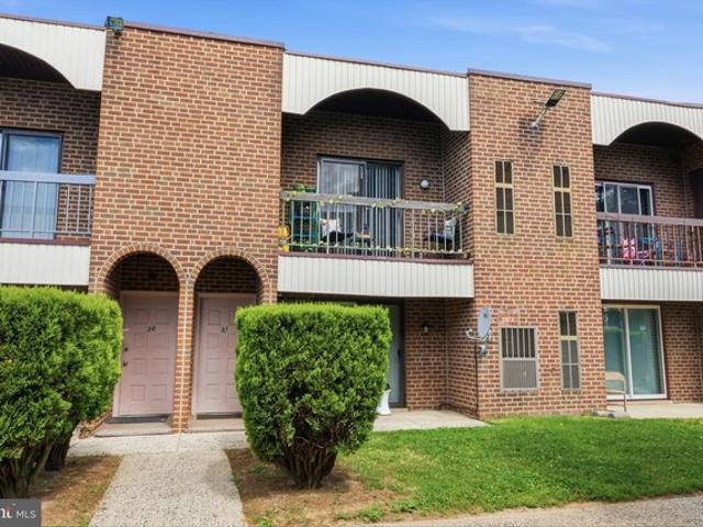 2727 Rhawn St # 31AB, Philadelphia, PA 19152