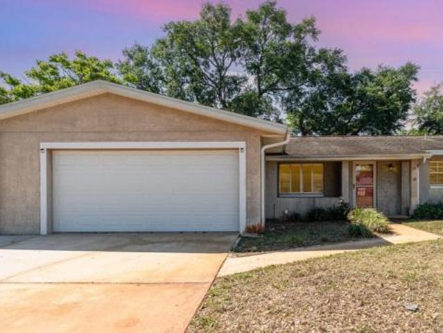2727 Riviera Dr, Titusville, FL 32780