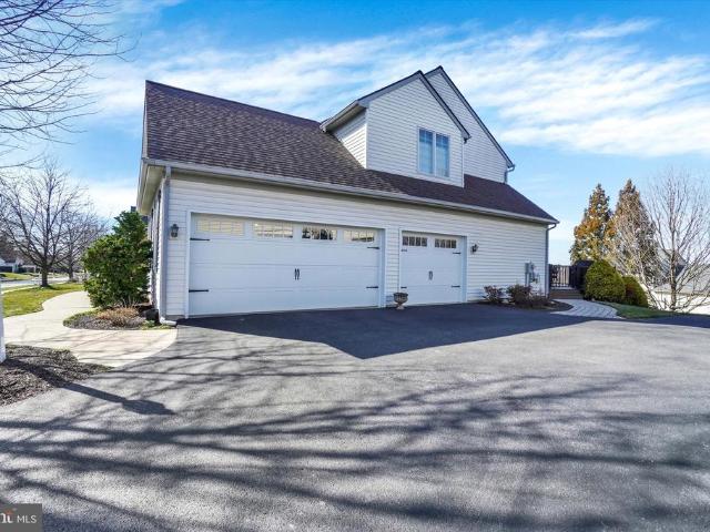 2727 Woodspring Drive