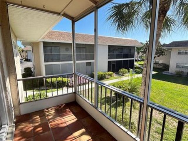 2727 75th St W Apt 7A14, Bradenton, FL 34209