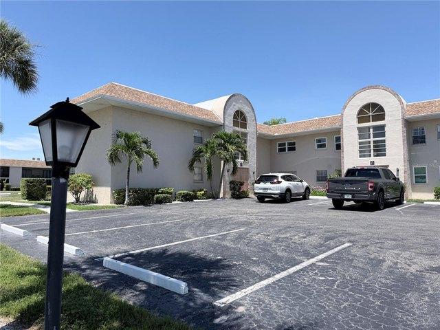 2727 75th St W Apt 7A15, Bradenton, FL 34209