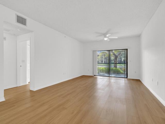 2728 Anzio Ct, Unit 108, Palm Beach Gardens, FL 33410 | MLS #B26008 | Compass