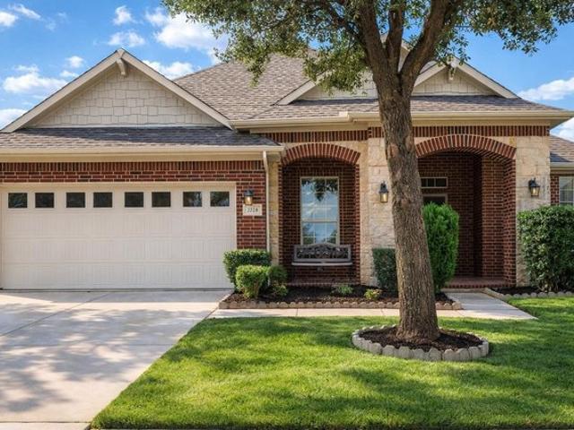 2728 Cameron Bay Dr, Lewisville, TX 75056