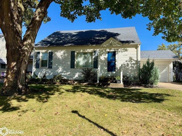 2728 Sunnyside Ave, Burlington, IA 52601