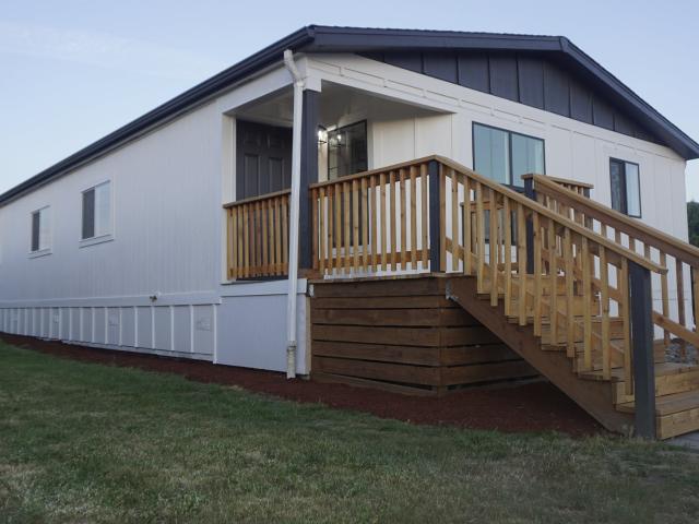 2728 shelly ann way
