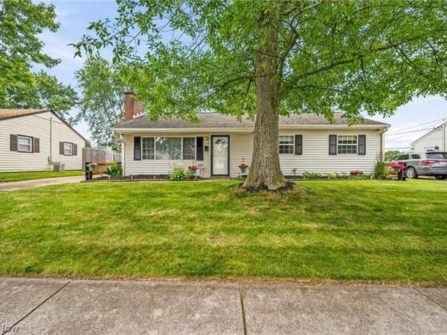 2728 19th St NE, Canton, OH 44705
