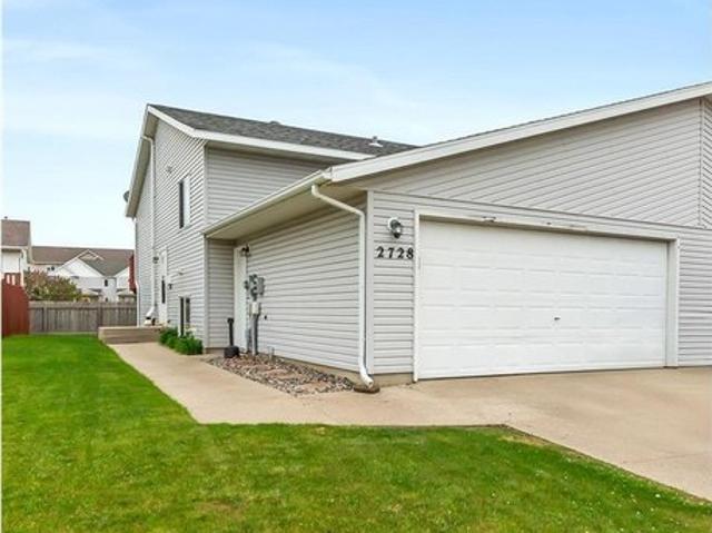 2728 3 / Ave S, Fargo, ND 58104