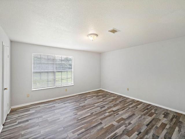 2729 Main 2 Bedroom Apartment for Rent at 2729 Main St, La Marque, TX 77568