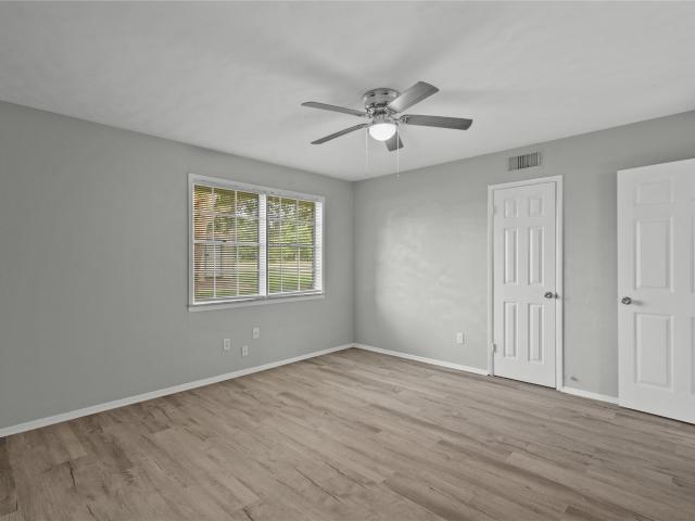 2729 Main Street 3