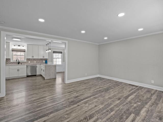 2729 Orange Grove Road