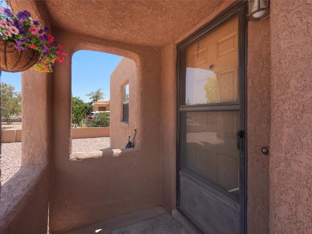 2729 Aliso Drive NE