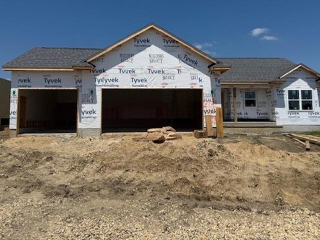 2729 Amber Valley Rd, Cedar Falls, IA 50613