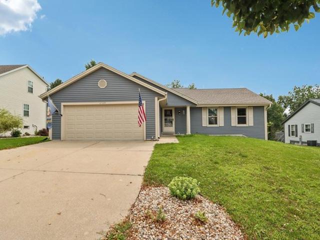 2729 Brighton Dr, Waukesha, WI 53188