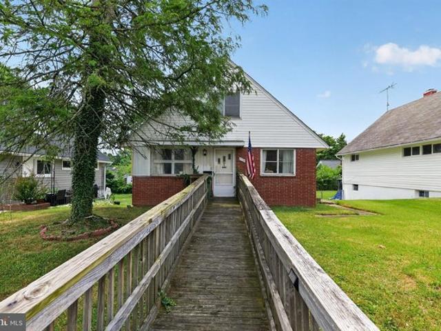 2729 Chesley Ave, Baltimore, MD 21234
