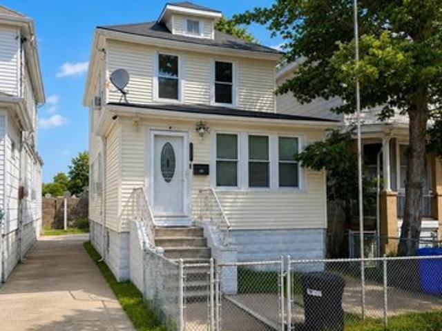 2729 Gifford Ave, Bronx, NY 10465
