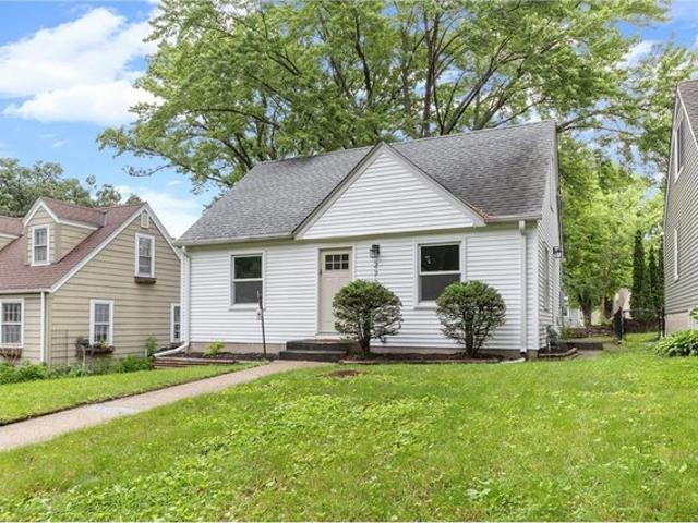 2729 Hampshire Ave S, Saint Louis Park, MN 55426