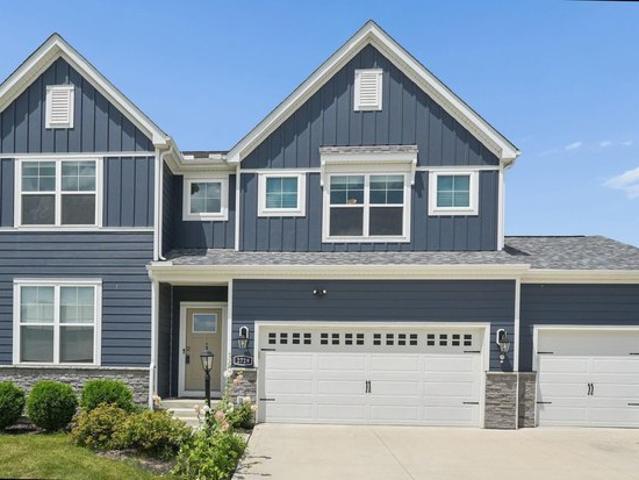 2729 Henshaw Dr, Delaware, OH 43015
