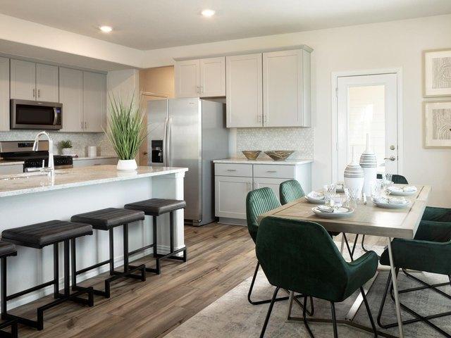 2729 Kobuk Dr, Corinth, TX 76210