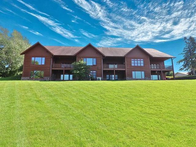 2729 Lake Shore Dr E Ste 4, Ashland, WI 54806